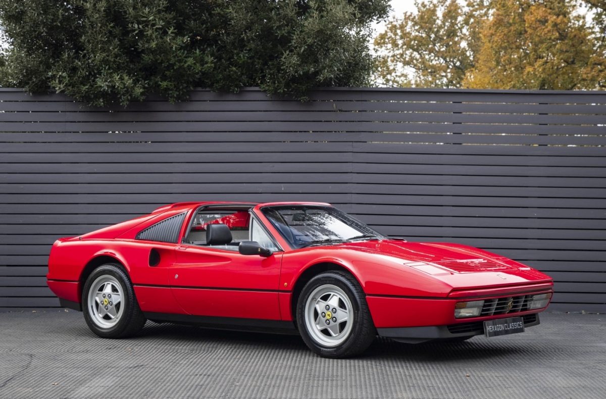 Column Zeitsprünge | Ferrari 328 GTS - Two tracks in the snow
